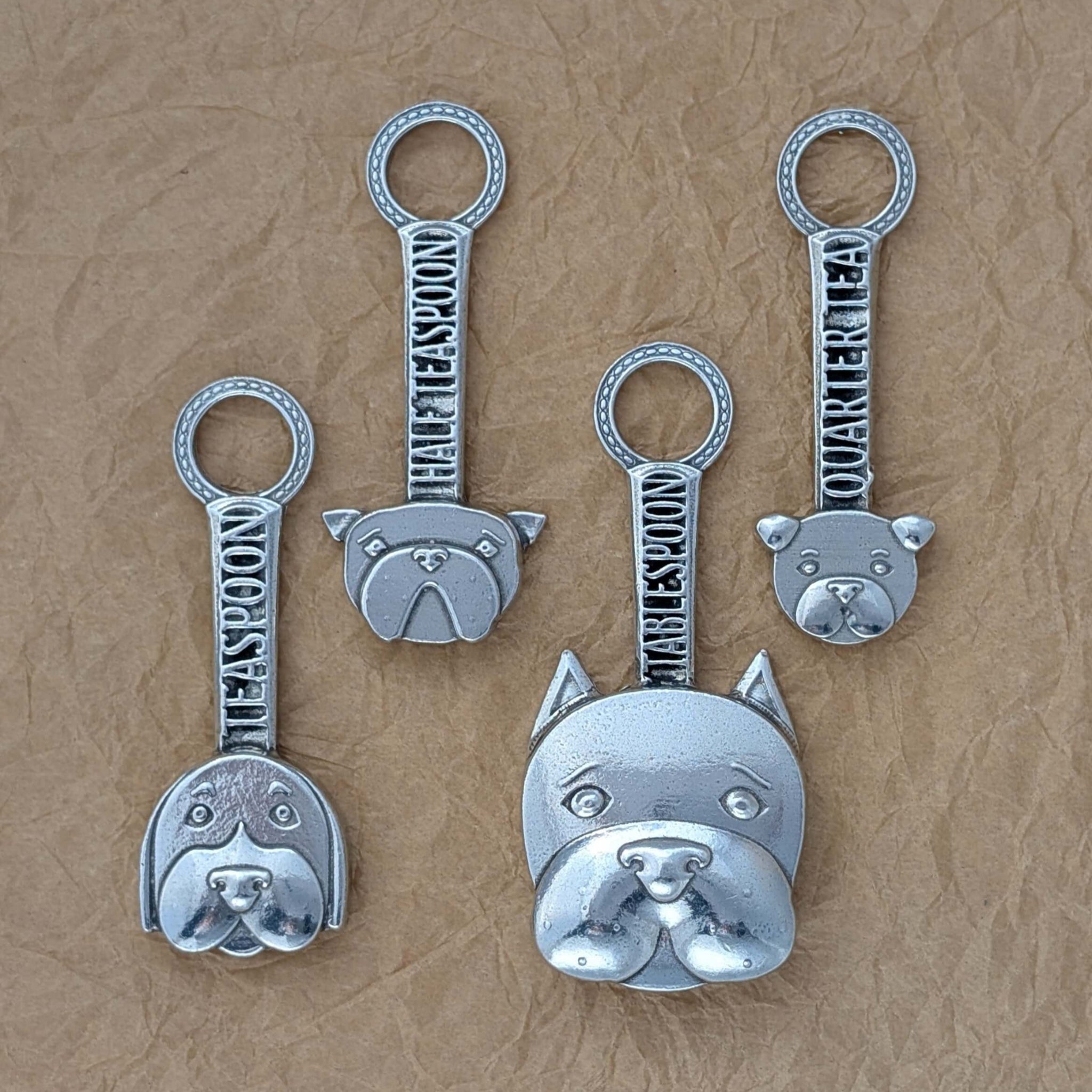 Good Dog Measuring Spoons – Roosfoos